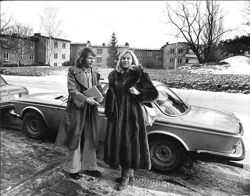 Photo Gallery - BMW E9 Abba 30 CS M1 2002 voiture car wagen